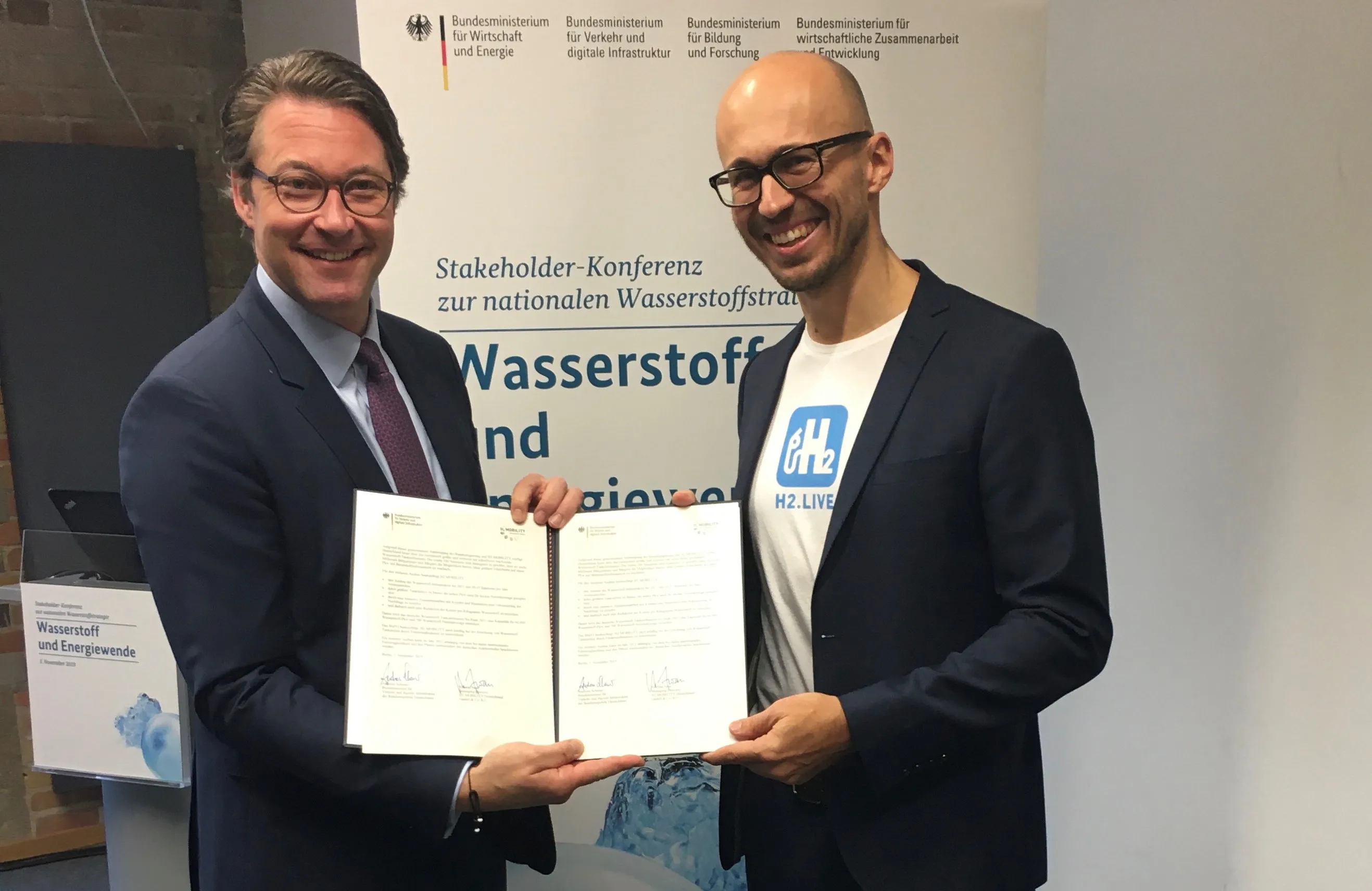 BMVI and H2 MOBILITY sign Memorandum of Understanding for further ...