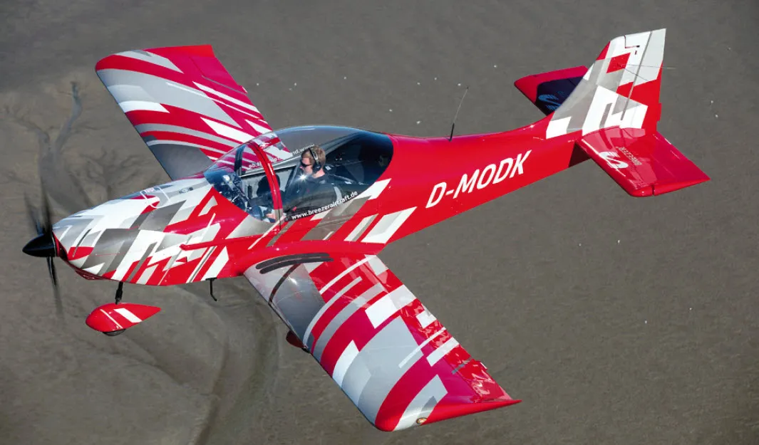 eCap and Breezer Aircraft Cooperate on Hydrogen Fuel Cell Single Engine ...