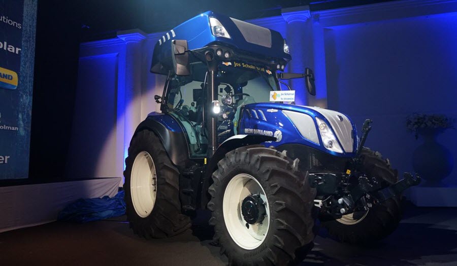 The First Hydrogen Tractor In The Netherlands - FuelCellsWorks