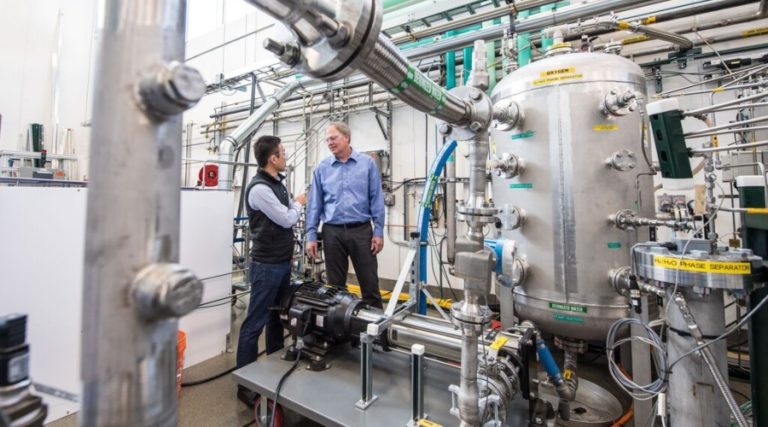 DOE Recognizes Multiple NREL Hydrogen Researchers At 2021 Annual Merit ...