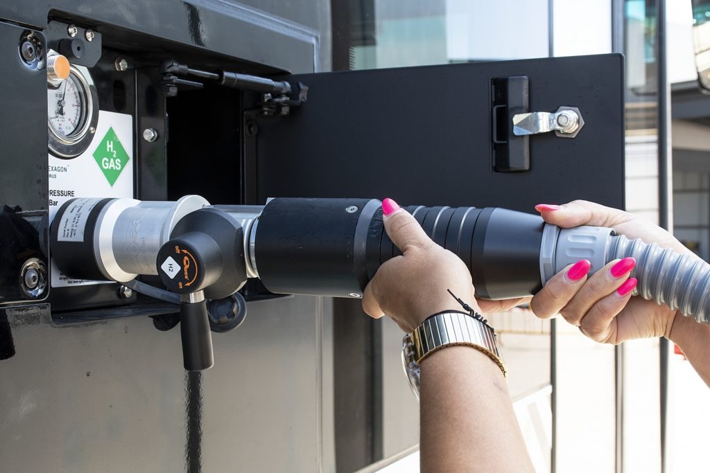 PRF Gas Solutions Presented The DRHYVE Station: A Portable Hydrogen ...