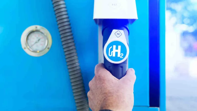From Slurry to High-Purity Hydrogen