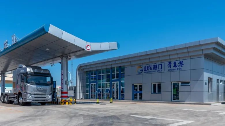 China's First Port-Based Hydrogen Refueling Station Starts Operation