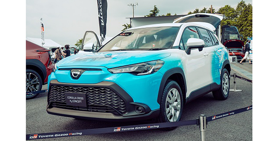 Hydrogen-Powered Vehicle "Corolla Cross H2 CONCEPT" Exhibited For The ...