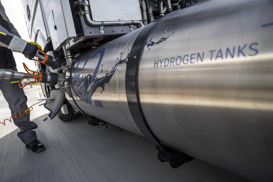 First LH2 Cryo Tank System For Liquid Hydrogen Goes Into Testing ...