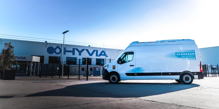 HYVIA Presents The Hydrogen-Powered Renault Master Van H2-TECH Of Its ...