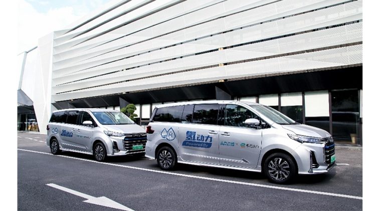 SAIC Motor Puts First Batch Of 80 Hydrogen Fuel Cell Vans Into Service ...
