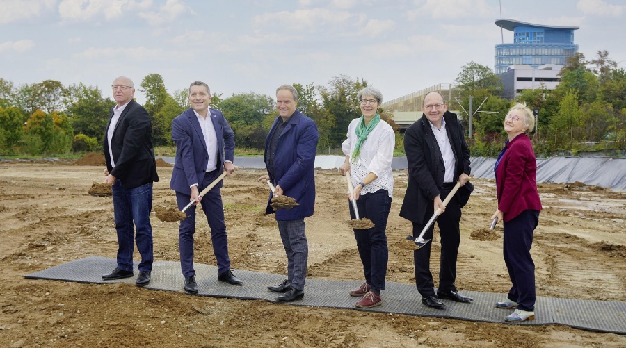 Rhein-Neckar-Verkehr GmbH (rnv) Orders 75 Mercedes Benz ECitaro ...