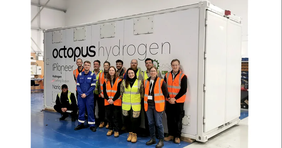 Hyperion Unveils Hyper:Fuel Stations™ for Hydrogen & Battery Vehicles