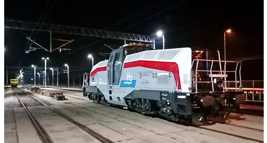 Pesa Hydrogen Locomotive Arrived at the Test Site in Żmigród