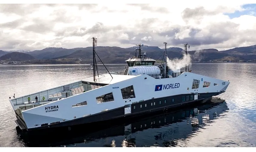MF Hydra “World’s First” Liquid Hydrogen Ferry Sails in Norway