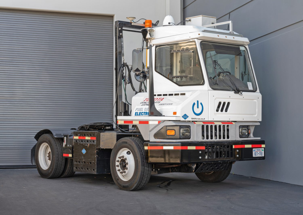 "Uno": Toyota's Hydrogen-Powered Tractor Rig Aims To Decarbonize Port ...