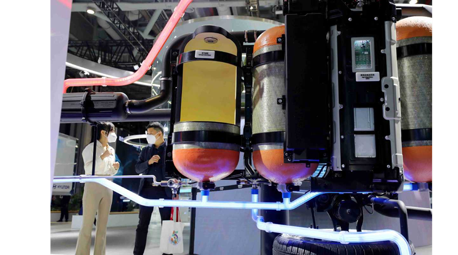 Hydrogen Gassed Up To Reduce Traditional Train Fuels, Hit Carbon Goals