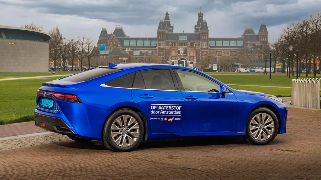 Amsterdam Welcomes Seven Hydrogen-Powered Taxis For Cleaner Urban ...