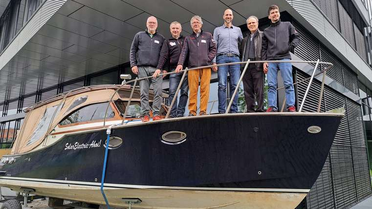 Fraunhofer And University Of Kassel Launch Boat Powered By Sun And ...