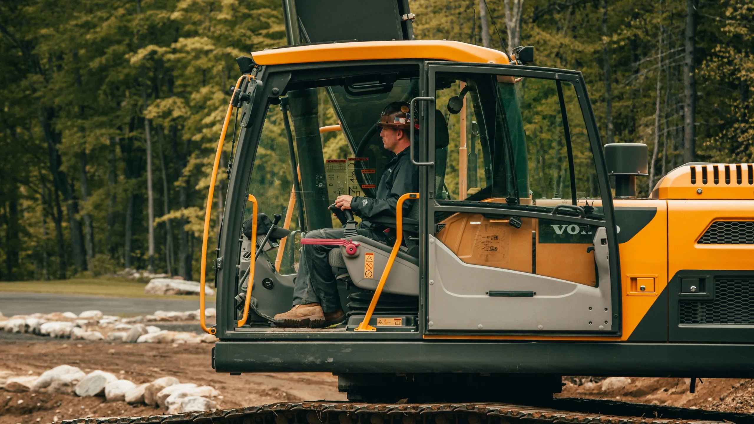 What Volvo CE's Fuel Cell ADT Reveals About the Future of the Industry