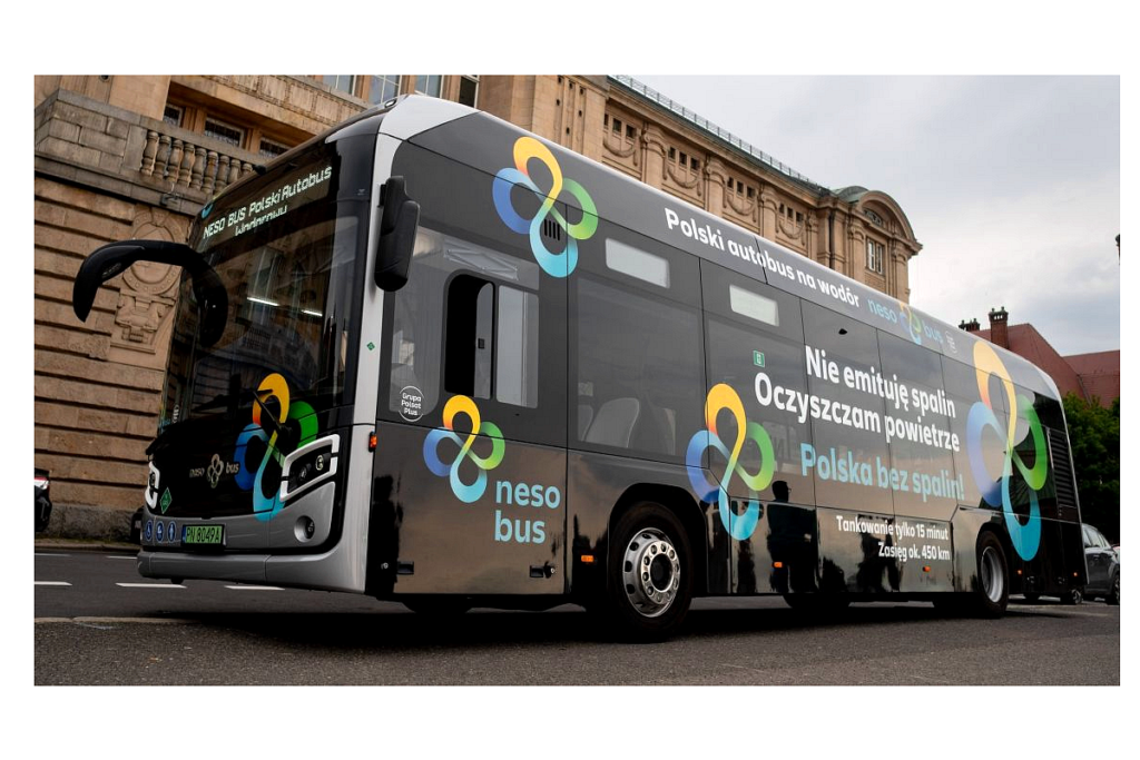 Poland Welcomes Its First Hydrogen-Powered Bus In Szczecin - FuelCellsWorks