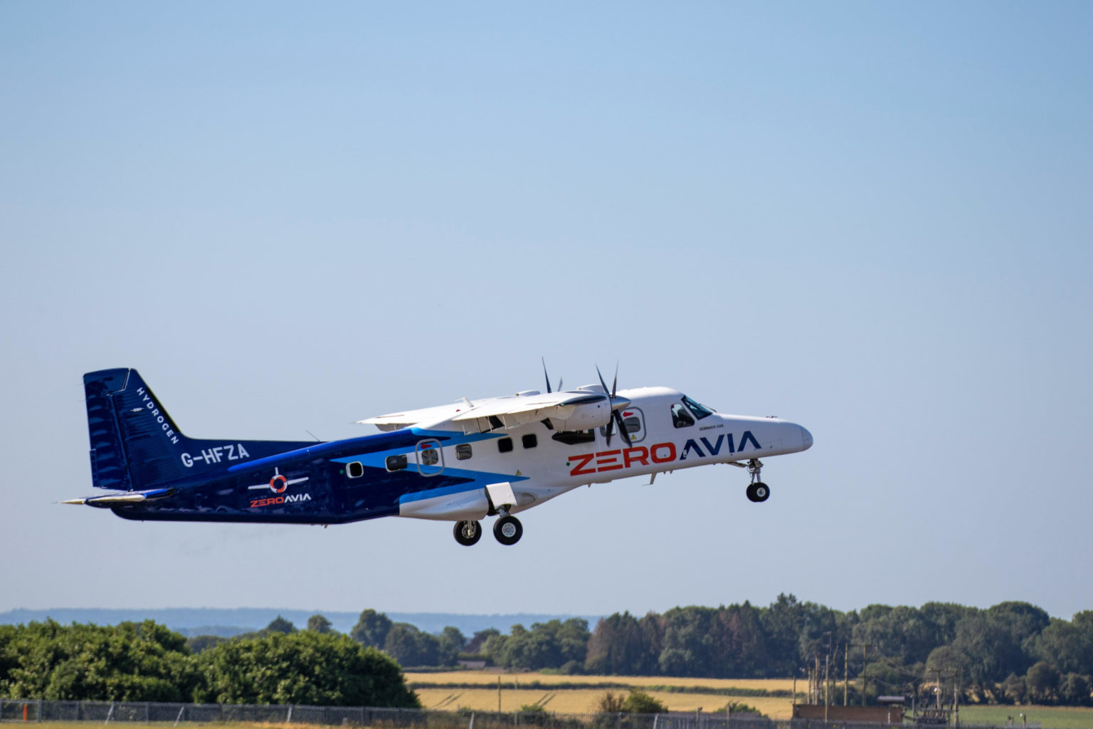 ZeroAvia Achieves Milestone With Hydrogen-Powered Aircraft Ascending A ...