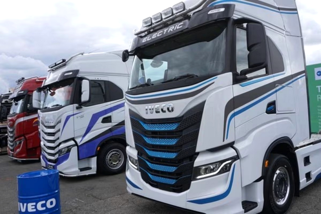 Iveco Unveils Future Of Transportation: New Electric And Hydrogen ...