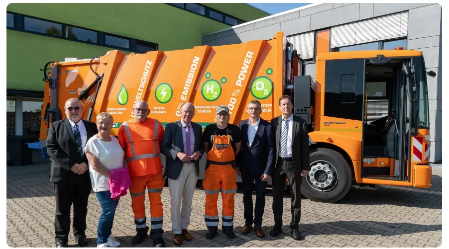 First Hydrogen-Powered Garbage Truck Launched in the City of Bottrop