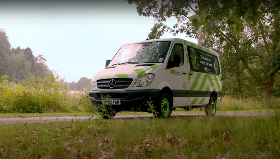 JCB Outfits a Mercedes Sprinter with its Cutting-Edge Hydrogen Engine