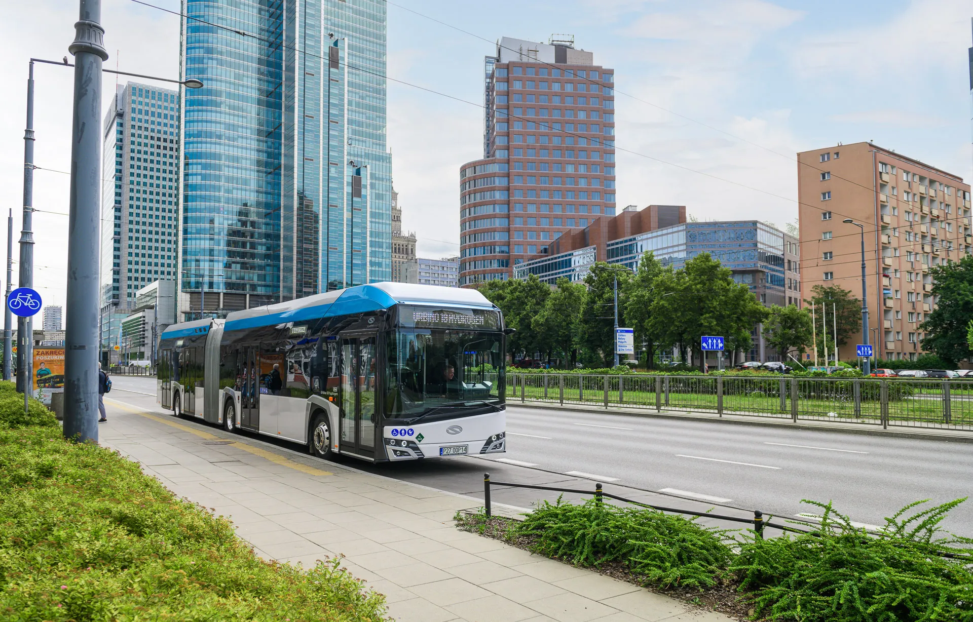 First Hydrogen Buses Coming to Modena, Italy, as Part of National ...