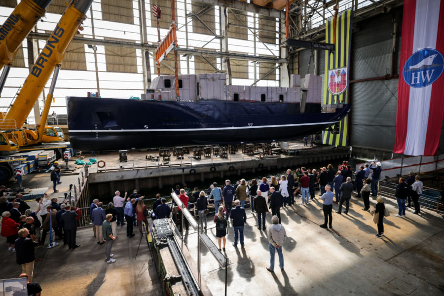 Hydrogen-Powered Coriolis: The Research Vessel Takes Its First Plunge Into The Waters ...