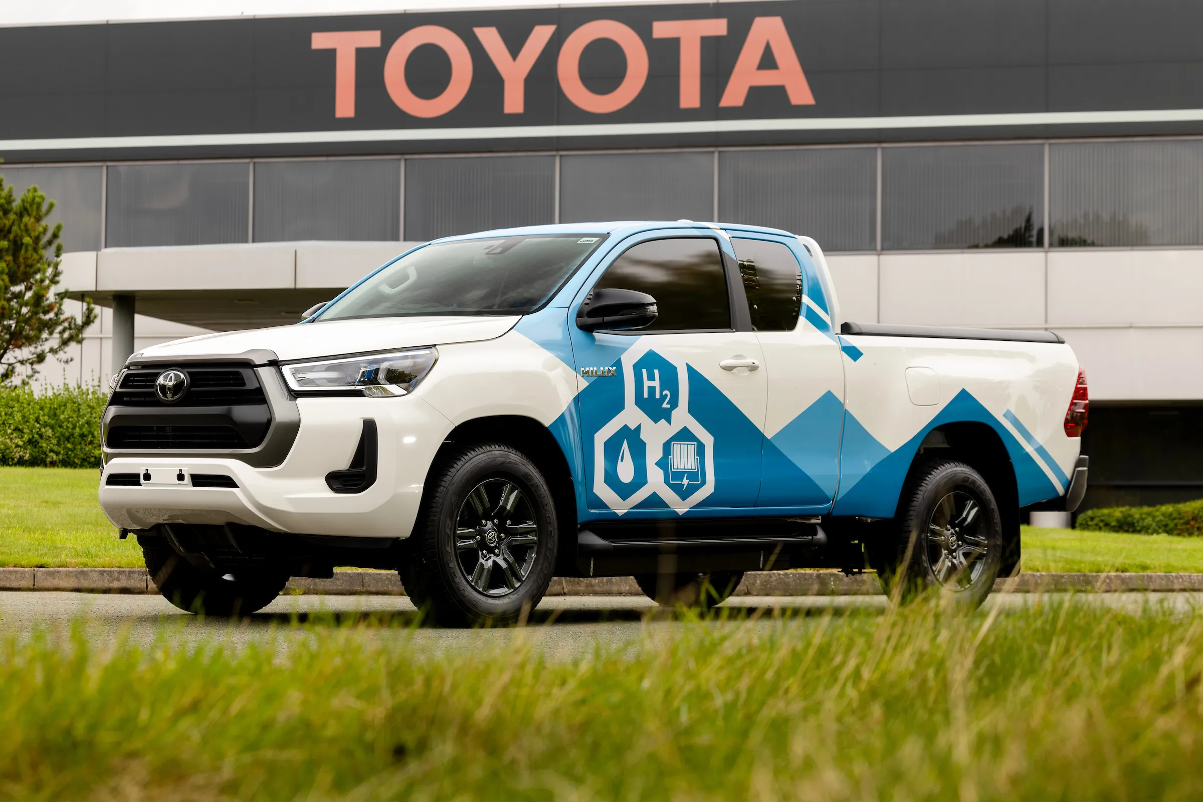 Toyota Advances Multi-Pathway Approach to Carbon Neutrality with ...