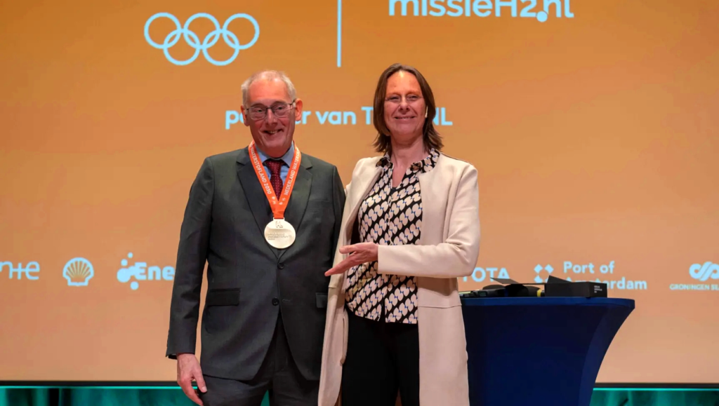 Ad Van Wijk Awarded Prestigious Hydrogen Medal As He Bids Farewell To ...