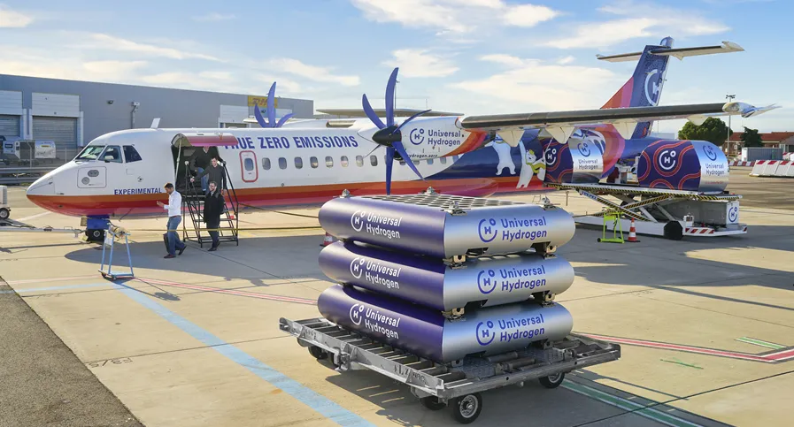 Universal Hydrogen Showcases Airside Fueling Logistics for ATR-72 and ...
