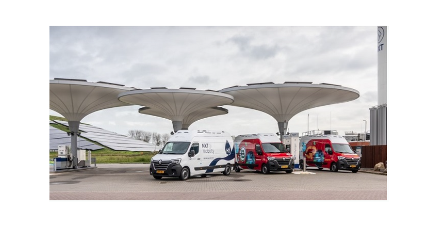 Netherlands: NXT Mobility Deploys New Renault Master Van H2-tech ...