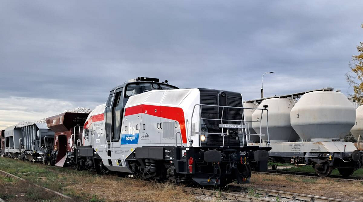 PESA Bydgoszcz's Hydrogen Locomotive Achieves Successful Test Runs In ...