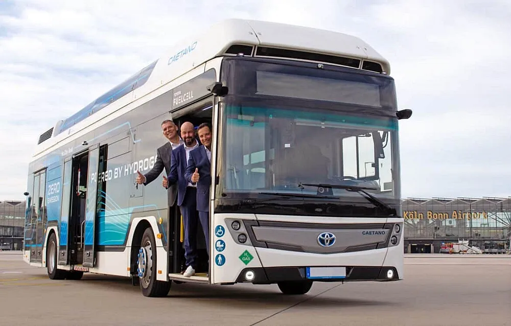 Cologne Bonn Airport Initiates Hydrogen Bus Trial
