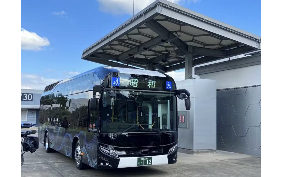 Demonstration Experiment Of A Large Bus Powered By Hydrogen Fuel Cells ...