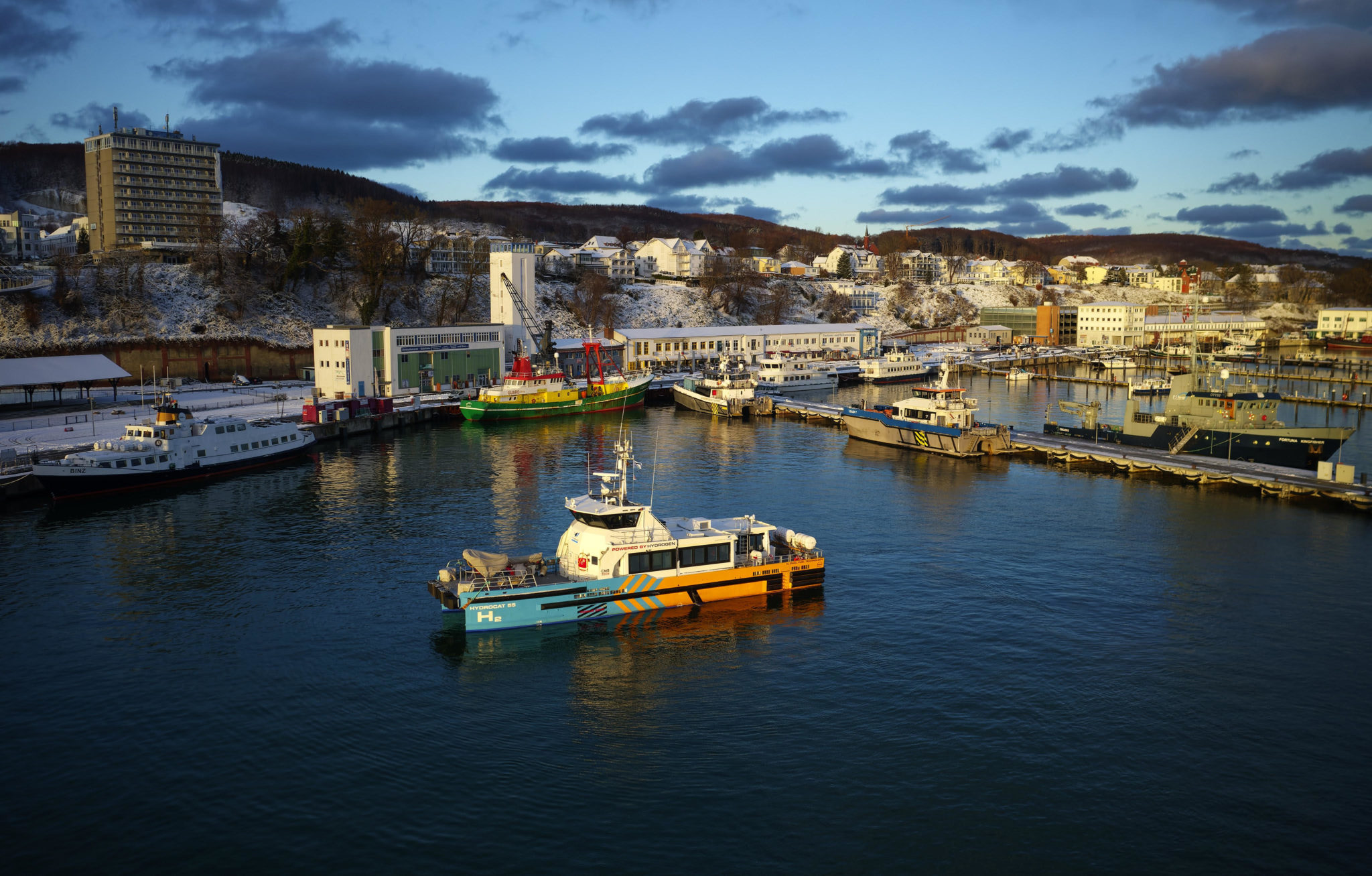 Hydrogen-Powered Crew Transfer Vessel Launched By Frs Windcat Offshore ...