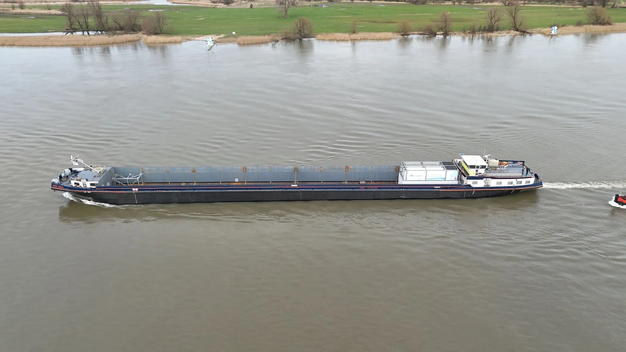 Hydrogen-Powered Inland Container Ship H2 Barge 2 Completes Initial Trials
