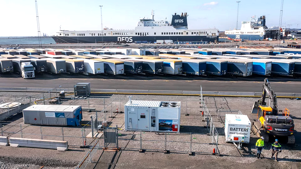 Unique Collaboration Sees Hitachi Energy's Hyflex™ Hydrogen-Powered ...