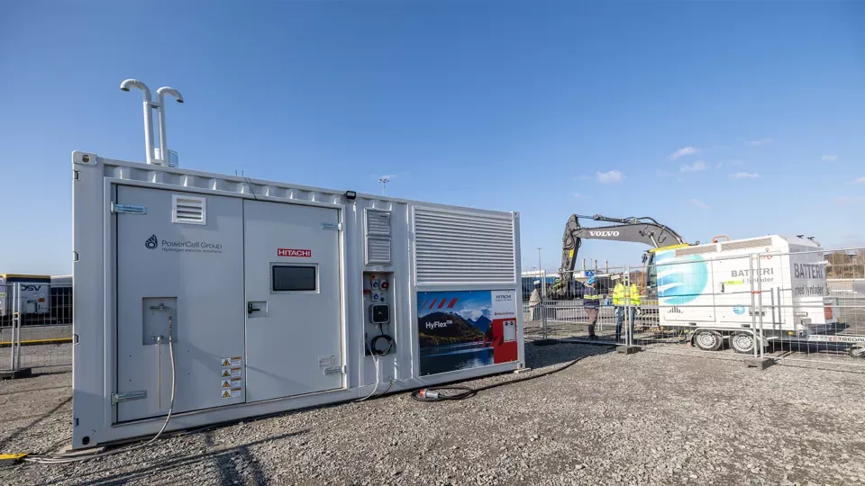 Unique Collaboration Sees Hitachi Energy's Hyflex™ Hydrogen-Powered ...