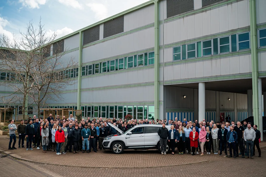 Intelligent Energy Unveils New Hydrogen Fuel Cell With the Power to ...