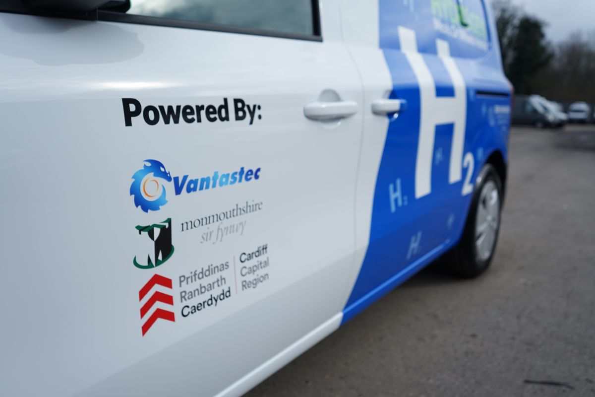 Vantastec Launches The World’s First Hydrogen-Powered Meals On Wheels ...