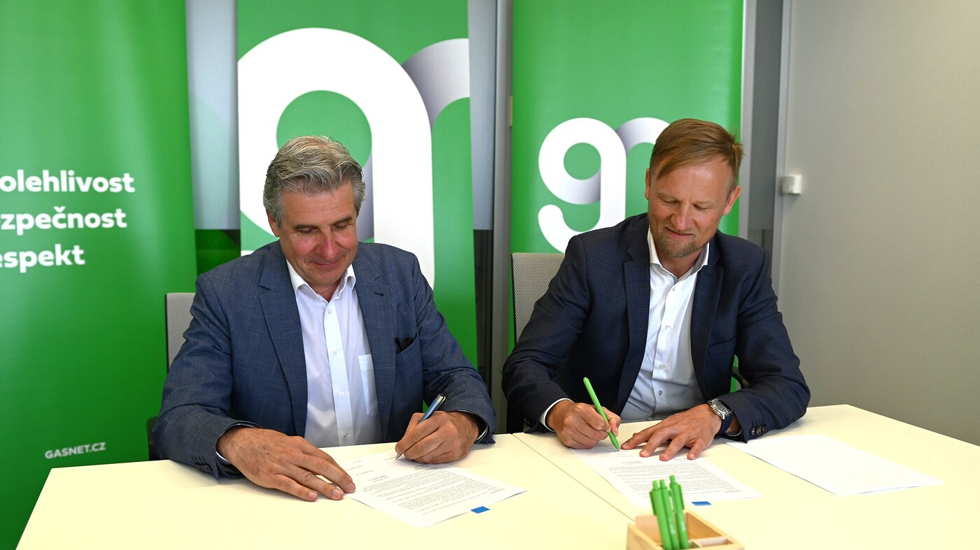 Czech Republic: GasNet Joins Forces In Hydrogen Production With German ...