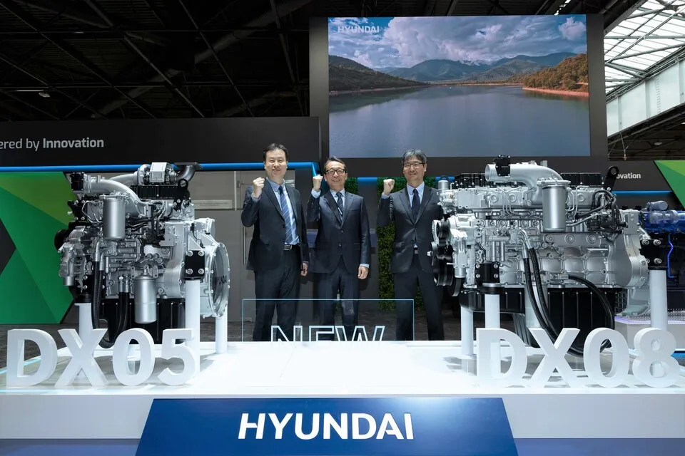 HD Hyundai Unveils First Hydrogen Engine 'HX12' in Europe