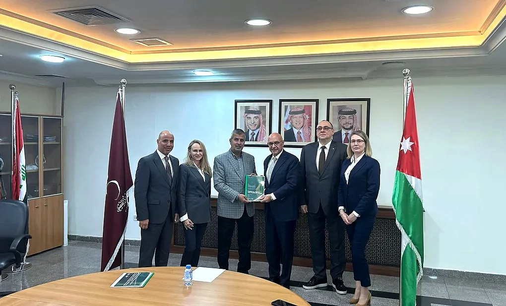 Jordanian Green Ammonia and Hynfra Submit Green Ammonia and Green ...