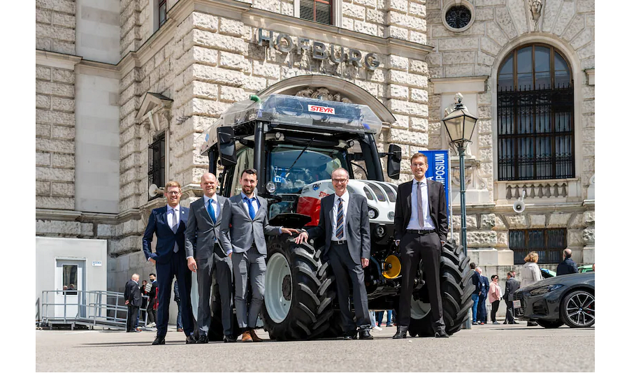 Fuel Cell Tractor Revolutionizes Agriculture - FuelCellsWorks