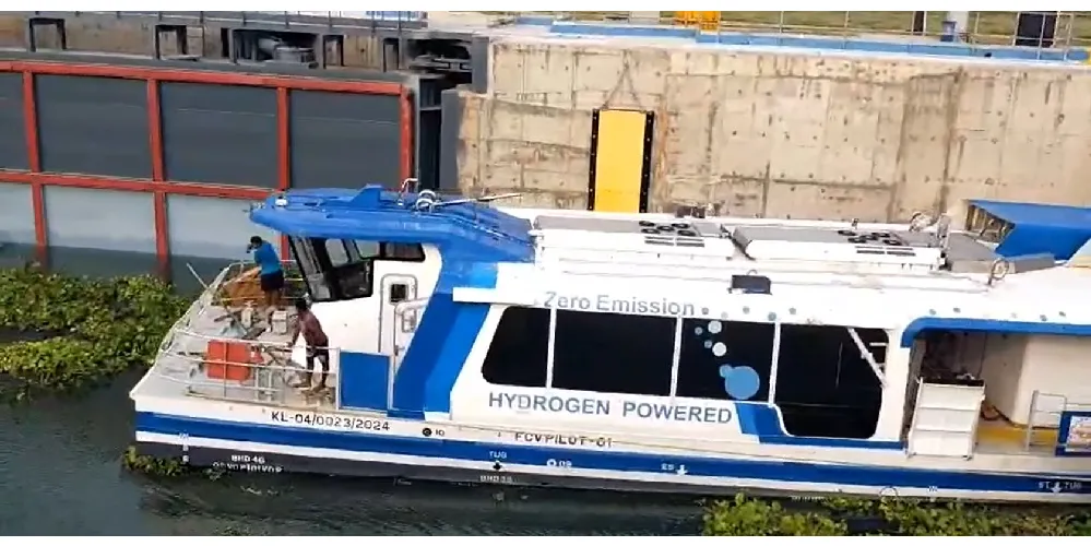 India Launches Its First Hydrogen Fuel Cell Ferry on River Ganga