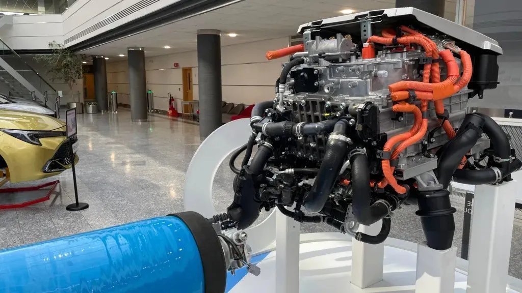 Toyota Develops Hydrogen Vehicle at Derbyshire Plant